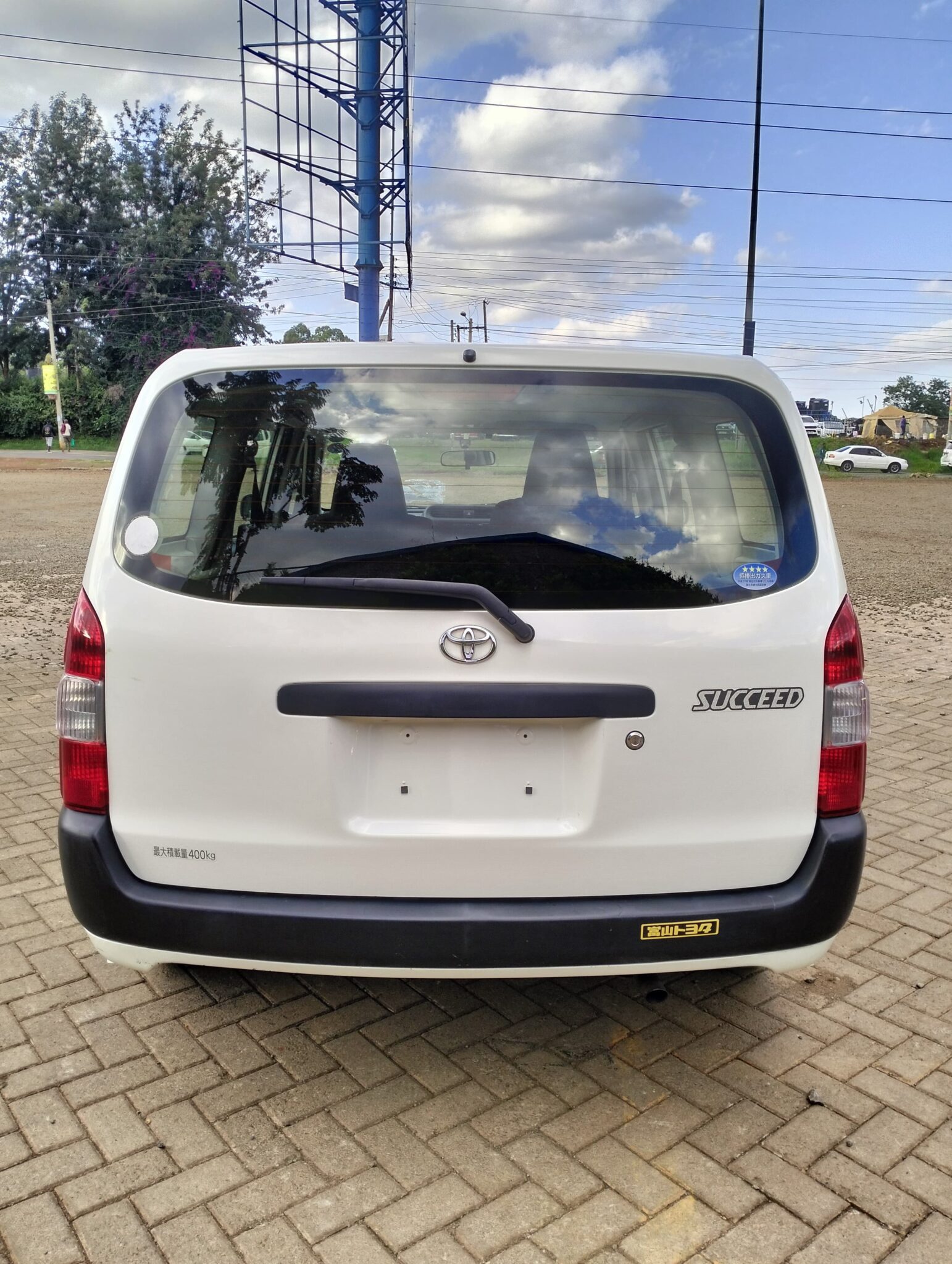 TOYOTA SUCCEED 2019 – Gaikei 88 Motors
